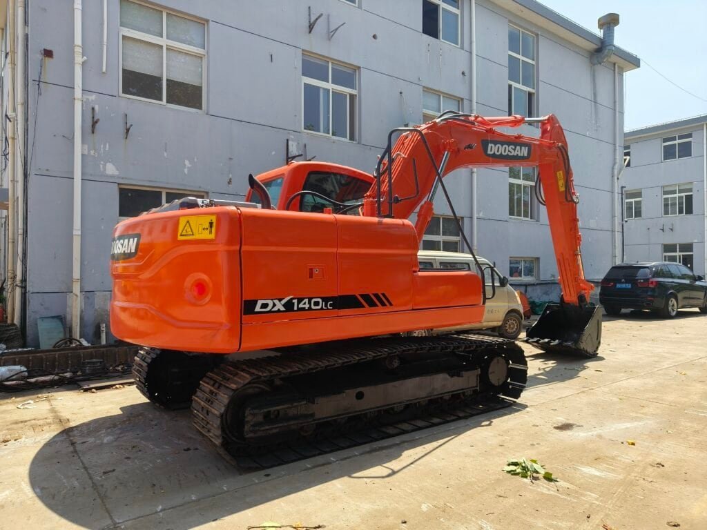 Used Doosan Excavator for Sale | Durable DH & DX Series from 5–20 Tons